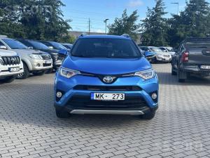 Zils Toyota RAV4 2016 Liepāja, ar dzinēja tilpumu 2.50 L un nobraukumu 137 tūkst. km par 18800 €, foto 8 vietnē AUTOMOTO.COM.LV