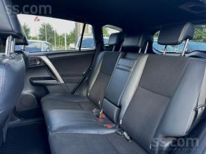 Zils Toyota RAV4 2016 Liepāja, ar dzinēja tilpumu 2.50 L un nobraukumu 137 tūkst. km par 18800 €, foto 19 vietnē AUTOMOTO.COM.LV