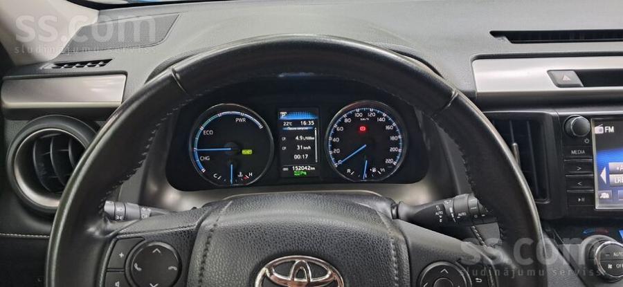Zils Toyota RAV4 2016 Rīga, ar dzinēja tilpumu 2.50 L un nobraukumu 152 tūkst. km par 16200 €, foto 6 vietnē AUTOMOTO.COM.LV