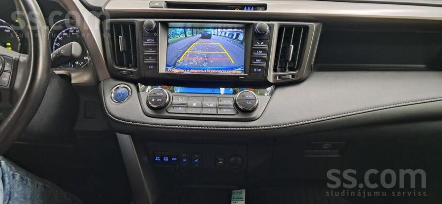 Zils Toyota RAV4 2016 Rīga, ar dzinēja tilpumu 2.50 L un nobraukumu 152 tūkst. km par 16200 €, foto 7 vietnē AUTOMOTO.COM.LV