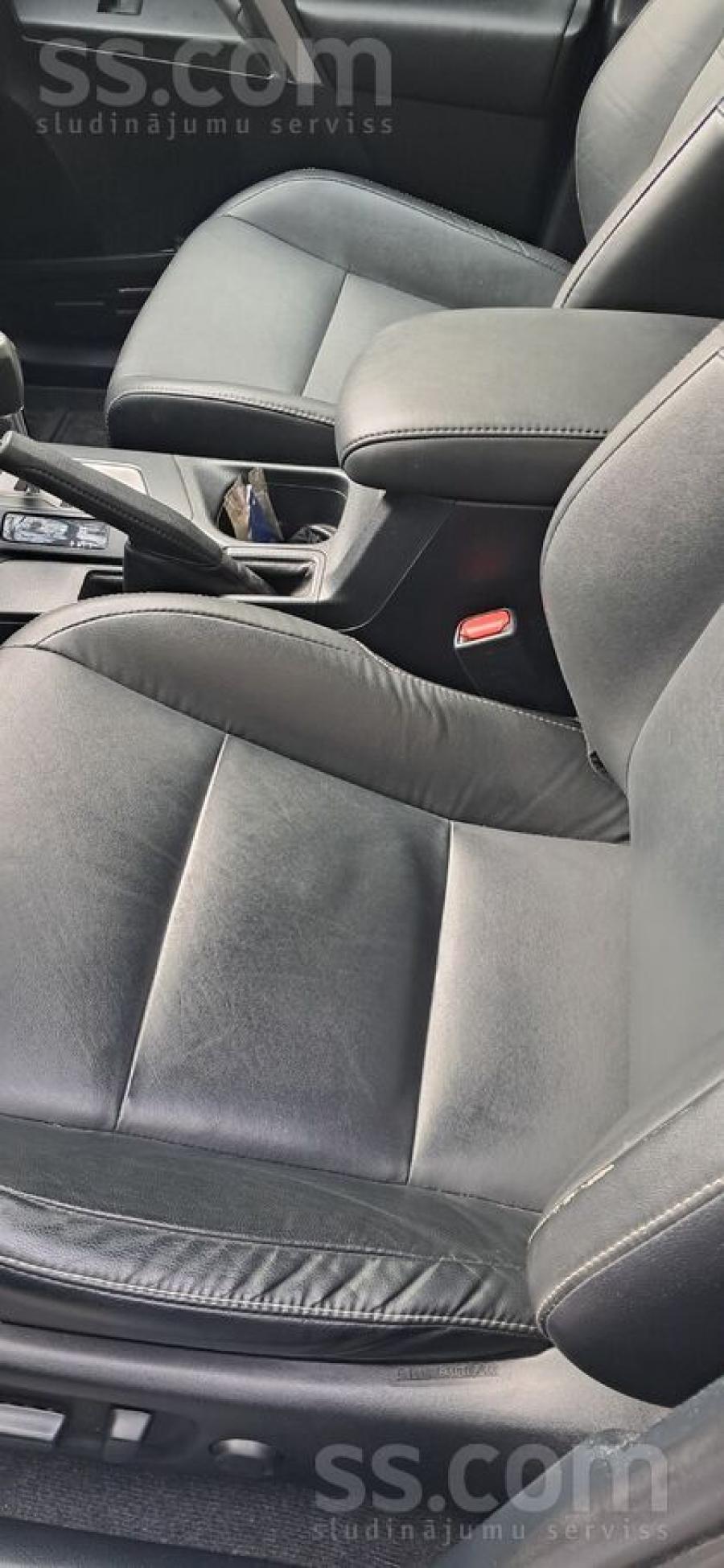 Zils Toyota RAV4 2016 Rīga, ar dzinēja tilpumu 2.50 L un nobraukumu 152 tūkst. km par 16200 €, foto 10 vietnē AUTOMOTO.COM.LV
