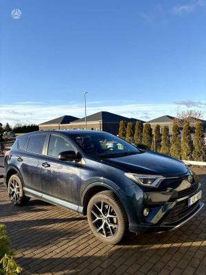 Zils Toyota RAV4 2016 Kauņa, ar dzinēja tilpumu 2.49 L un nobraukumu 279 tūkst. km par 12600 €, foto 4 vietnē AUTOMOTO.COM.LV