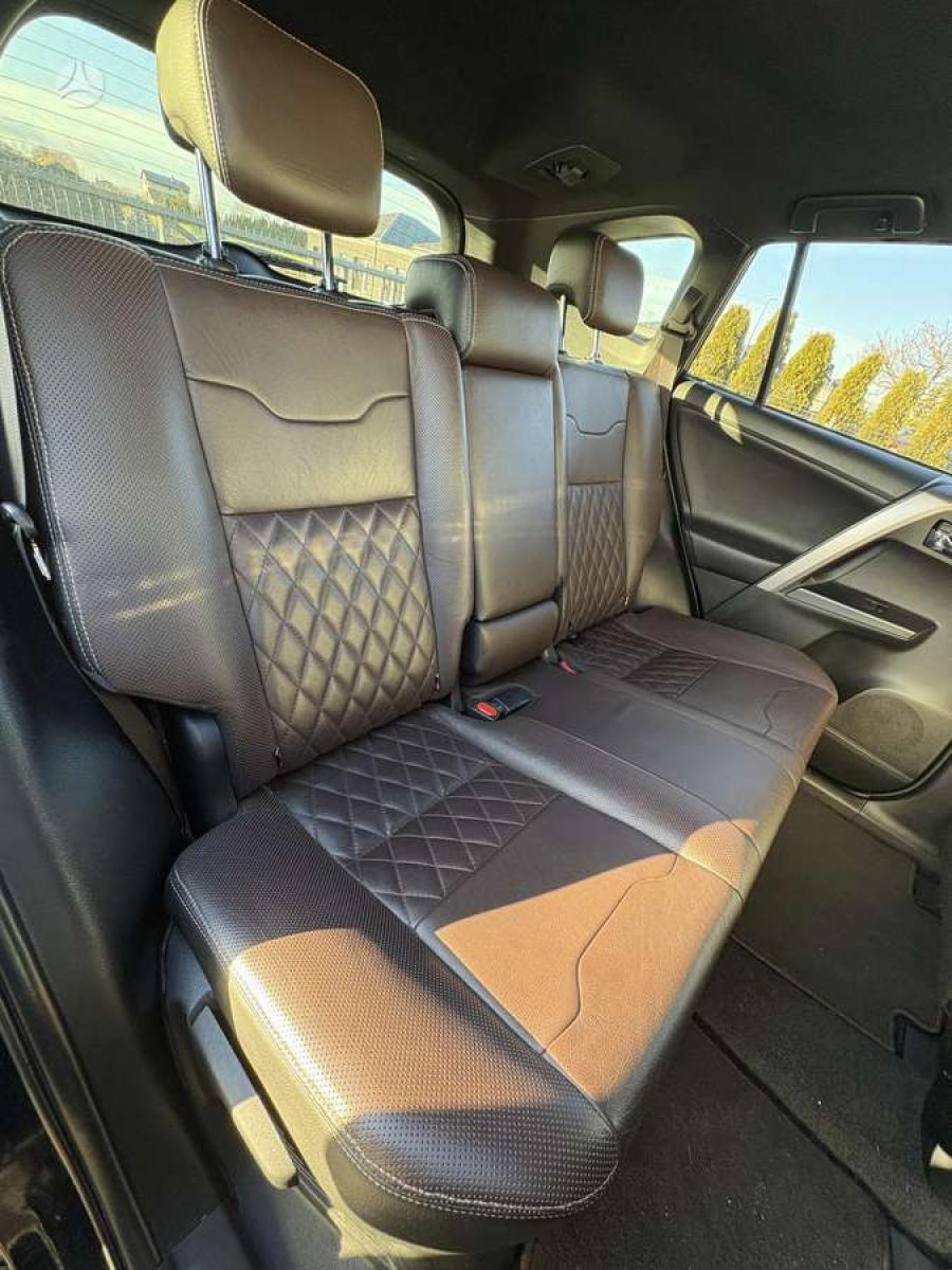 Zils Toyota RAV4 2016 Kauņa, ar dzinēja tilpumu 2.49 L un nobraukumu 279 tūkst. km par 12600 €, foto 14 vietnē AUTOMOTO.COM.LV