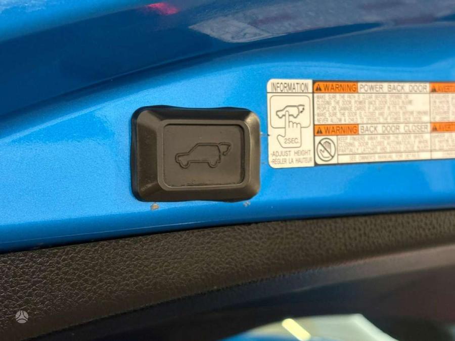 Blue Toyota RAV4 2016 in Marijampole, with an engine capacity of 2.49 L and mileage of 144 thousand km for 17999 €, photo 33 on AUTOMOTO.COM.LV