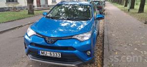 Blue Toyota RAV4 2016 in Riga, with an engine capacity of 2.50 L and mileage of 152 thousand km for 15700 €, photo 6 on AUTOMOTO.COM.LV