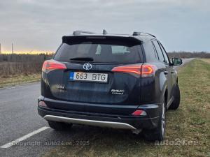 Blue Toyota RAV4 2017 in Tallinn, with an engine capacity of 2.50 L and mileage of 305 thousand km for 16200 €, photo 4 on AUTOMOTO.COM.LV