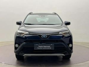 Blue Toyota RAV4 2017 in Panevezys, with an engine capacity of 2.49 L and mileage of 175 thousand km for 18590 €, photo 3 on AUTOMOTO.COM.LV