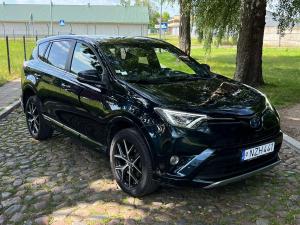Blue Toyota RAV4 2017 in Kaunas, with an engine capacity of 2.49 L and mileage of 158 thousand km for 16999 €, photo  on AUTOMOTO.COM.LV