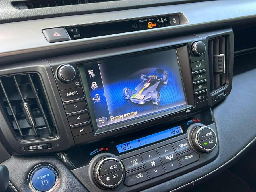 Blue Toyota RAV4 2017 in Kaunas, with an engine capacity of 2.49 L and mileage of 158 thousand km for 16999 €, photo 20 on AUTOMOTO.COM.LV