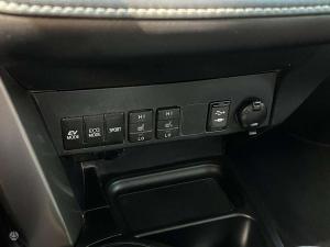 Blue Toyota RAV4 2017 in Kaunas, with an engine capacity of 2.49 L and mileage of 158 thousand km for 16999 €, photo 21 on AUTOMOTO.COM.LV