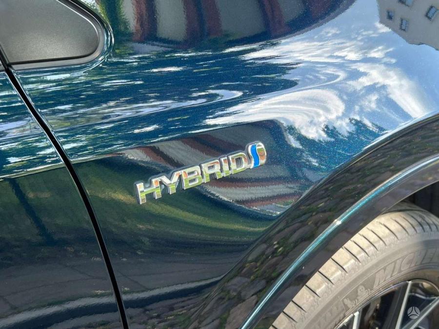 Blue Toyota RAV4 2017 in Kaunas, with an engine capacity of 2.49 L and mileage of 158 thousand km for 16999 €, photo 28 on AUTOMOTO.COM.LV