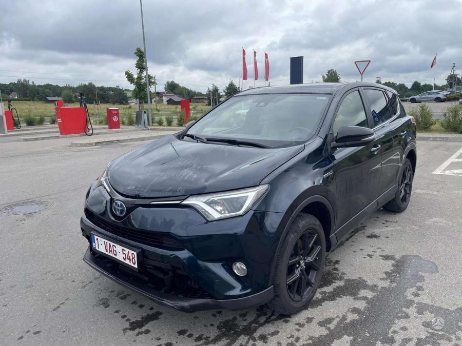 Blue Toyota RAV4 2018 in Vilnius, with an engine capacity of 2.50 L and mileage of 79 thousand km for 15999 €, photo 12 on AUTOMOTO.COM.LV