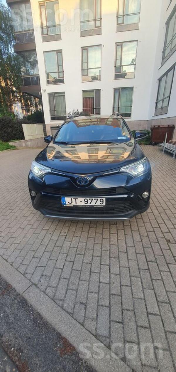 Zils Toyota RAV4 2018 Jūrmala, ar dzinēja tilpumu 2.50 L un nobraukumu 229 tūkst. km par 19400 €, foto 7 vietnē AUTOMOTO.COM.LV