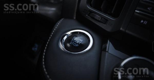 Zils Toyota RAV4 2018 Jūrmala, ar dzinēja tilpumu 2.50 L un nobraukumu 229 tūkst. km par 19400 €, foto 9 vietnē AUTOMOTO.COM.LV