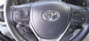 Blue Toyota RAV4 2018 in Vilnius, with an engine capacity of 2.50 L and mileage of 285 thousand km for 12999 €, photo 12 on AUTOMOTO.COM.LV