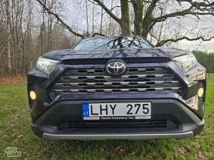 Zils Toyota RAV4 2019 Tauragė, ar dzinēja tilpumu 2.00 L un nobraukumu 65 tūkst. km par 23500 €, foto  vietnē AUTOMOTO.COM.LV