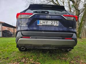 Blue Toyota RAV4 2019 in Taurage, with an engine capacity of 2.00 L and mileage of 65 thousand km for 22999 €, photo 2 on AUTOMOTO.COM.LV