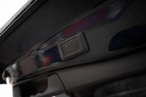 Blue Toyota RAV4 2019 in Jelgava, with an engine capacity of 2.50 L and mileage of 97 thousand km for 28950 €, photo 15 on AUTOMOTO.COM.LV