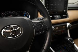 Blue Toyota RAV4 2019 in Jelgava, with an engine capacity of 2.50 L and mileage of 97 thousand km for 28950 €, photo 21 on AUTOMOTO.COM.LV