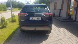 Blue Toyota RAV4 2019 in Kaunas, with an engine capacity of 1.99 L and mileage of 138 thousand km for 23000 €, photo 3 on AUTOMOTO.COM.LV