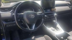 Blue Toyota RAV4 2019 in Kaunas, with an engine capacity of 1.99 L and mileage of 138 thousand km for 23000 €, photo 5 on AUTOMOTO.COM.LV