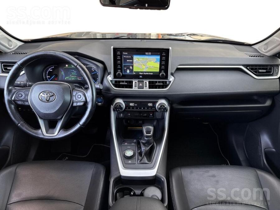 Zils Toyota RAV4 2019 Rīga, ar dzinēja tilpumu 2.50 L un nobraukumu 92 tūkst. km par 29990 €, foto 9 vietnē AUTOMOTO.COM.LV