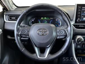 Zils Toyota RAV4 2019 Rīga, ar dzinēja tilpumu 2.50 L un nobraukumu 92 tūkst. km par 29990 €, foto 13 vietnē AUTOMOTO.COM.LV
