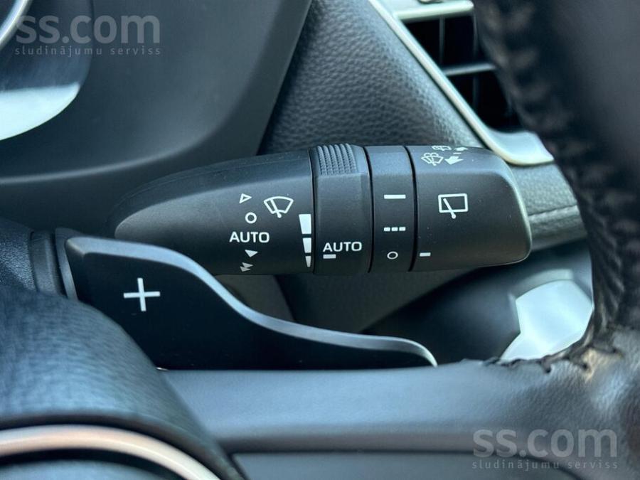 Zils Toyota RAV4 2019 Rīga, ar dzinēja tilpumu 2.50 L un nobraukumu 92 tūkst. km par 29990 €, foto 18 vietnē AUTOMOTO.COM.LV