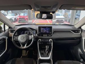 Blue Toyota RAV4 2019 in Siauliai, with an engine capacity of 2.49 L and mileage of 159 thousand km for 23900 €, photo 14 on AUTOMOTO.COM.LV