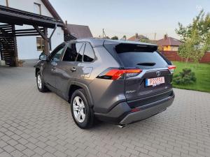 Blue Toyota RAV4 2019 in Klaipeda, with an engine capacity of 2.49 L and mileage of 262 thousand km for 20900 €, photo 6 on AUTOMOTO.COM.LV