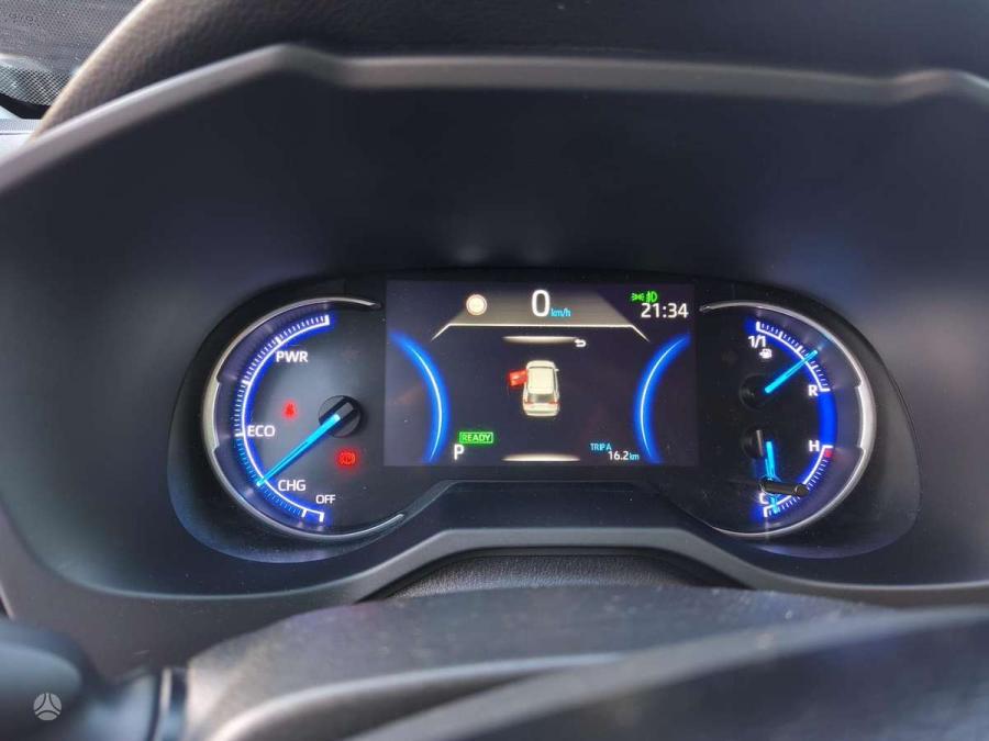 Blue Toyota RAV4 2019 in Klaipeda, with an engine capacity of 2.49 L and mileage of 262 thousand km for 20900 €, photo 21 on AUTOMOTO.COM.LV