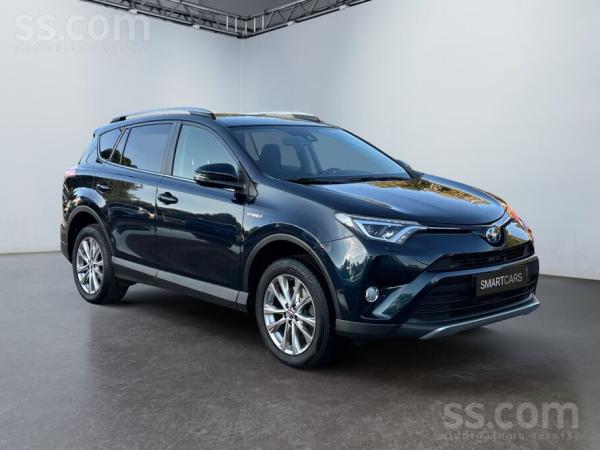 Toyota RAV4 2019 Rīga vietnē Zils Toyota RAV4 2019 Rīga, ar dzinēja tilpumu 2.50 L un nobraukumu 123 tūkst. km par 20740 €, foto 8 vietnē AUTOMOTO.COM.LV
