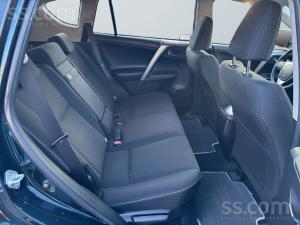 Zils Toyota RAV4 2019 Rīga, ar dzinēja tilpumu 2.50 L un nobraukumu 123 tūkst. km par 20740 €, foto 15 vietnē AUTOMOTO.COM.LV