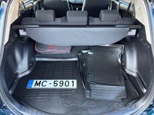 Zils Toyota RAV4 2019 Rīga, ar dzinēja tilpumu 2.50 L un nobraukumu 123 tūkst. km par 20740 €, foto 22 vietnē AUTOMOTO.COM.LV
