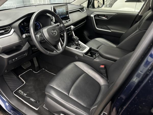 Тойота РАВ 4 2019 в Каунас на AUTOMOTO.COM.LV Синий Тойота РАВ 4 2019 в Каунас, объемом двигателя 2.50 л и пробегом 168 тыс. км за 24772 €, фото 10 на AUTOMOTO.COM.LV