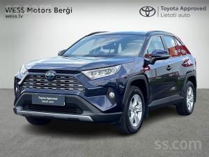 Zils Toyota RAV4 2020 Rīga, ar dzinēja tilpumu 2.50 L un nobraukumu 28 tūkst. km par 24990 €, foto 1 vietnē AUTOMOTO.COM.LV