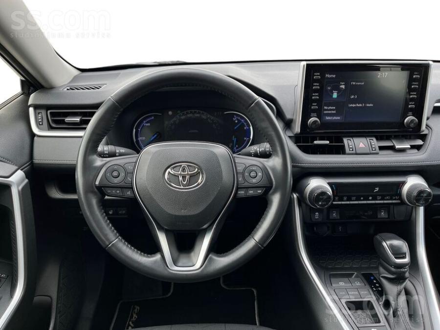 Zils Toyota RAV4 2020 Rīga, ar dzinēja tilpumu 2.50 L un nobraukumu 28 tūkst. km par 24990 €, foto 9 vietnē AUTOMOTO.COM.LV