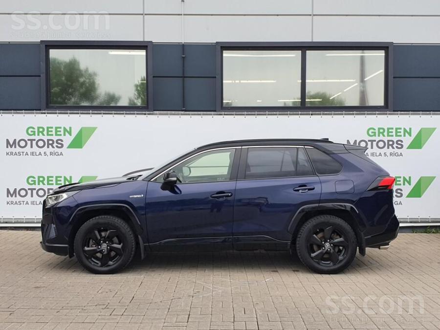Zils Toyota RAV4 2020 Rīga, ar dzinēja tilpumu 2.50 L un nobraukumu 215 tūkst. km par 20900 €, foto 3 vietnē AUTOMOTO.COM.LV