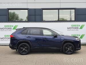 Zils Toyota RAV4 2020 Rīga, ar dzinēja tilpumu 2.50 L un nobraukumu 215 tūkst. km par 20900 €, foto 4 vietnē AUTOMOTO.COM.LV
