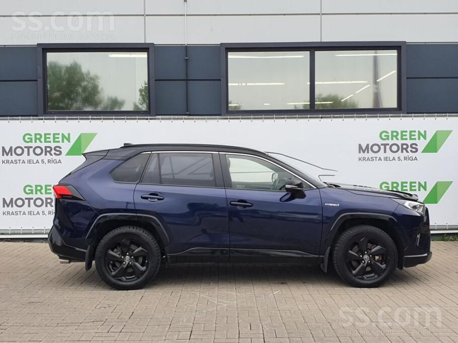 Zils Toyota RAV4 2020 Rīga, ar dzinēja tilpumu 2.50 L un nobraukumu 215 tūkst. km par 20900 €, foto 4 vietnē AUTOMOTO.COM.LV