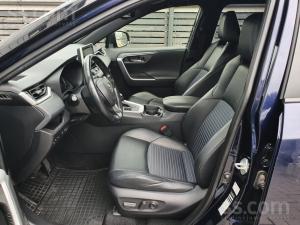 Zils Toyota RAV4 2020 Rīga, ar dzinēja tilpumu 2.50 L un nobraukumu 215 tūkst. km par 20900 €, foto 8 vietnē AUTOMOTO.COM.LV