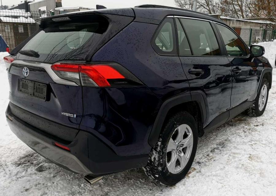 Zils Toyota RAV4 2020 Viļņa, ar dzinēja tilpumu 2.49 L un nobraukumu 96 tūkst. km par 22400 €, foto 3 vietnē AUTOMOTO.COM.LV