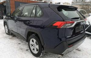 Zils Toyota RAV4 2020 Viļņa, ar dzinēja tilpumu 2.49 L un nobraukumu 96 tūkst. km par 22400 €, foto 4 vietnē AUTOMOTO.COM.LV