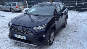 Blue Toyota RAV4 2020 in Jonava, with an engine capacity of 2.49 L and mileage of 70 thousand km for 21200 €, photo 9 on AUTOMOTO.COM.LV
