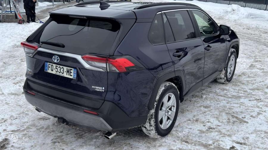 Zils Toyota RAV4 2020 Kauņa, ar dzinēja tilpumu 2.49 L un nobraukumu 71 tūkst. km par 25999 €, foto 13 vietnē AUTOMOTO.COM.LV