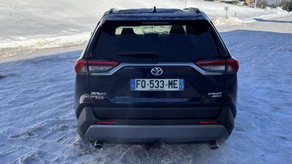 Zils Toyota RAV4 2020 Jonava, ar dzinēja tilpumu 2.49 L un nobraukumu 71 tūkst. km par 24500 €, foto 6 vietnē AUTOMOTO.COM.LV