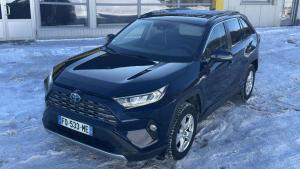 Blue Toyota RAV4 2020 in Jonava, with an engine capacity of 2.49 L and mileage of 71 thousand km for 24500 €, photo 11 on AUTOMOTO.COM.LV