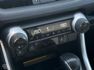 Zils Toyota RAV4 2020 Kauņa, ar dzinēja tilpumu 2.50 L un nobraukumu 155 tūkst. km par 26972 €, foto 29 vietnē AUTOMOTO.COM.LV