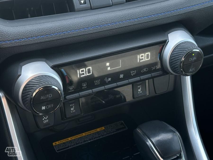 Zils Toyota RAV4 2020 Kauņa, ar dzinēja tilpumu 2.50 L un nobraukumu 155 tūkst. km par 26972 €, foto 29 vietnē AUTOMOTO.COM.LV