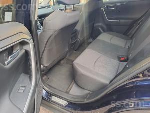 Zils Toyota RAV4 2020 Rīga, ar dzinēja tilpumu 2.00 L un nobraukumu 133 tūkst. km par 19500 €, foto 10 vietnē AUTOMOTO.COM.LV